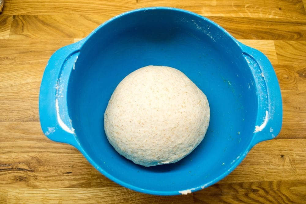 How to make bread by hand - Natural Weigh